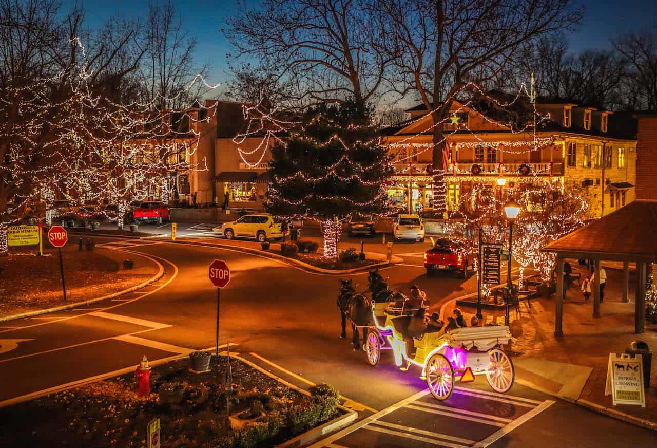25 Best Christmas Light Displays in Georgia for 2022 (with Map ...